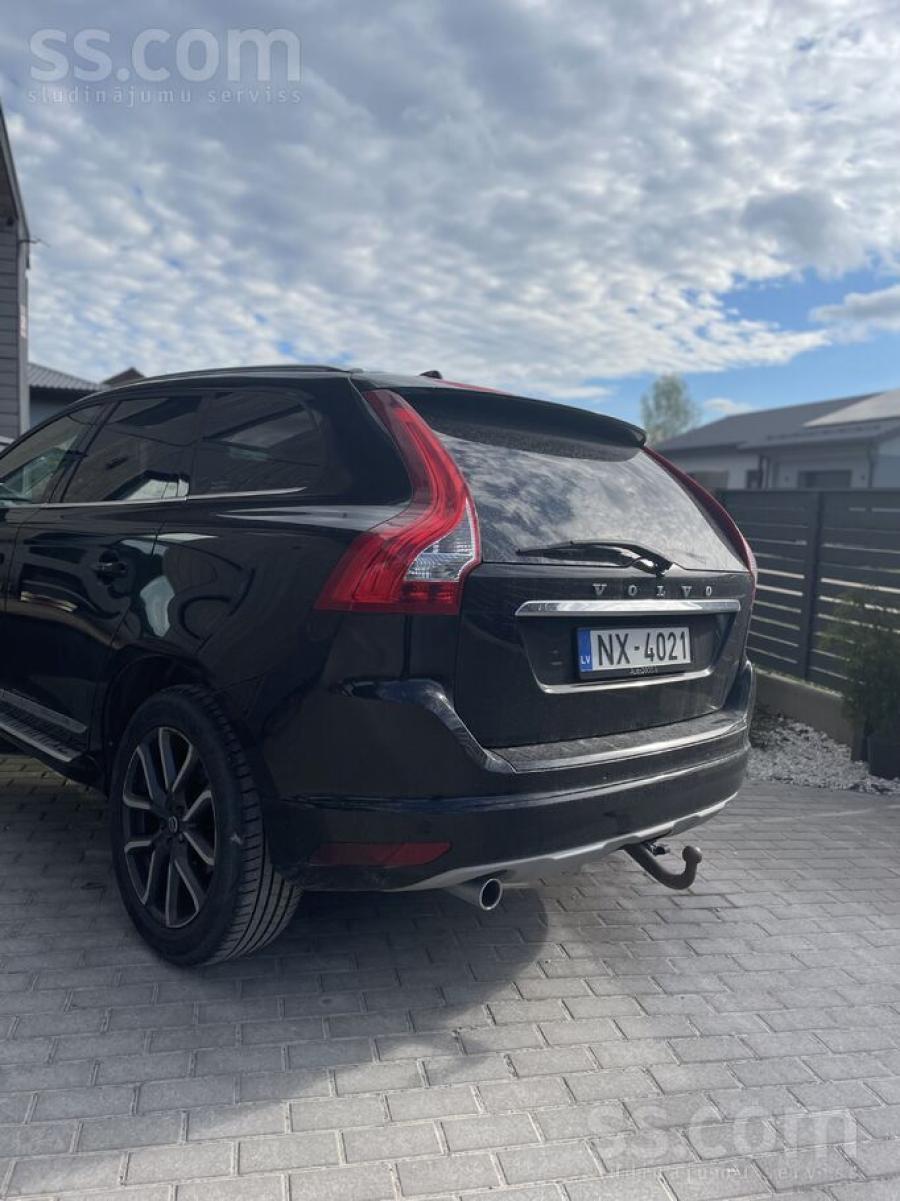 Melns Volvo XC60 2016 Jelgava, ar dzinēja tilpumu 2.00 L un nobraukumu 260 tūkst. km par 12500 €, foto 6 vietnē AUTOMOTO.COM.LV