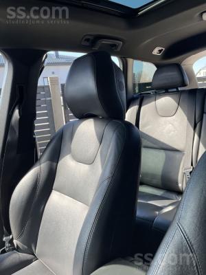 Melns Volvo XC60 2016 Jelgava, ar dzinēja tilpumu 2.00 L un nobraukumu 260 tūkst. km par 12500 €, foto 8 vietnē AUTOMOTO.COM.LV