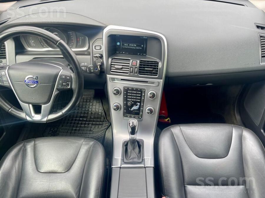 Melns Volvo XC60 2016 Rīga, ar dzinēja tilpumu 2.40 L un nobraukumu 0 tūkst. km par 13300 €, foto 6 vietnē AUTOMOTO.COM.LV