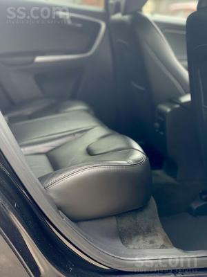 Melns Volvo XC60 2016 Rīga, ar dzinēja tilpumu 2.40 L un nobraukumu 0 tūkst. km par 13300 €, foto 10 vietnē AUTOMOTO.COM.LV