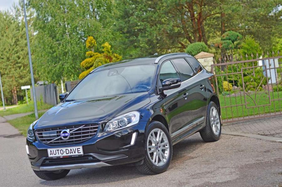 Black Volvo XC60 2016 in Vilnius, with an engine capacity of 2.00 L and mileage of 168 thousand km for 14950 €, photo 1 on AUTOMOTO.COM.LV
