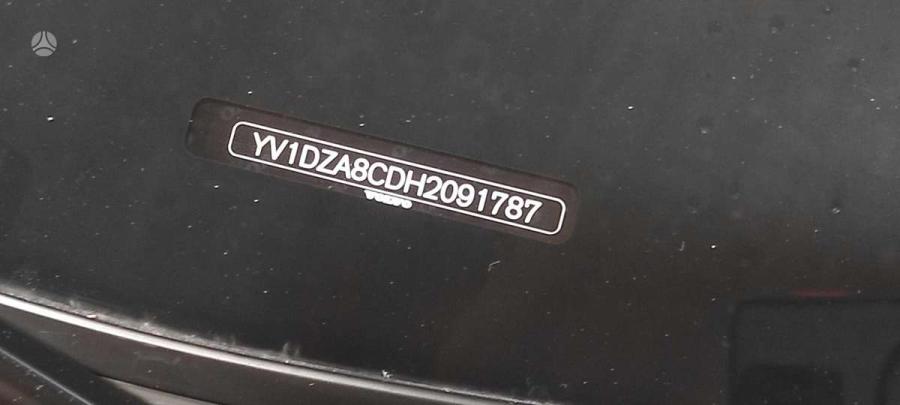 Black Volvo XC60 2016 in Vilnius, with an engine capacity of 2.00 L and mileage of 168 thousand km for 14950 €, photo 42 on AUTOMOTO.COM.LV