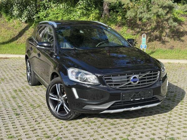 Black Volvo XC60 2016 in Kaunas, with an engine capacity of 1.97 L and mileage of 251 thousand km for 12950 €, photo 1 on AUTOMOTO.COM.LV