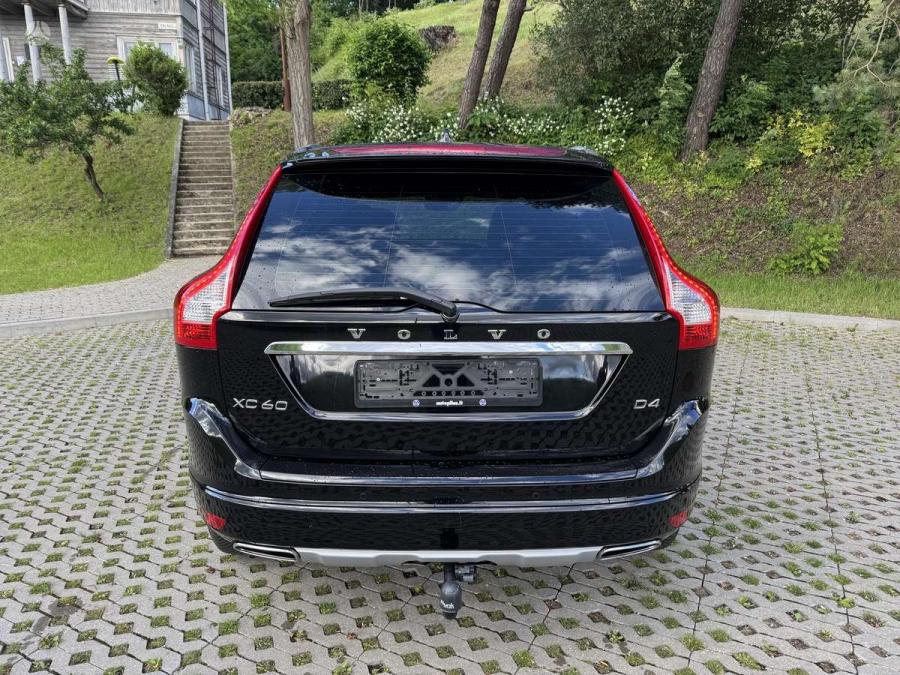 Melns Volvo XC60 2016 Kauņa, ar dzinēja tilpumu 1.97 L un nobraukumu 251 tūkst. km par 12950 €, foto 8 vietnē AUTOMOTO.COM.LV