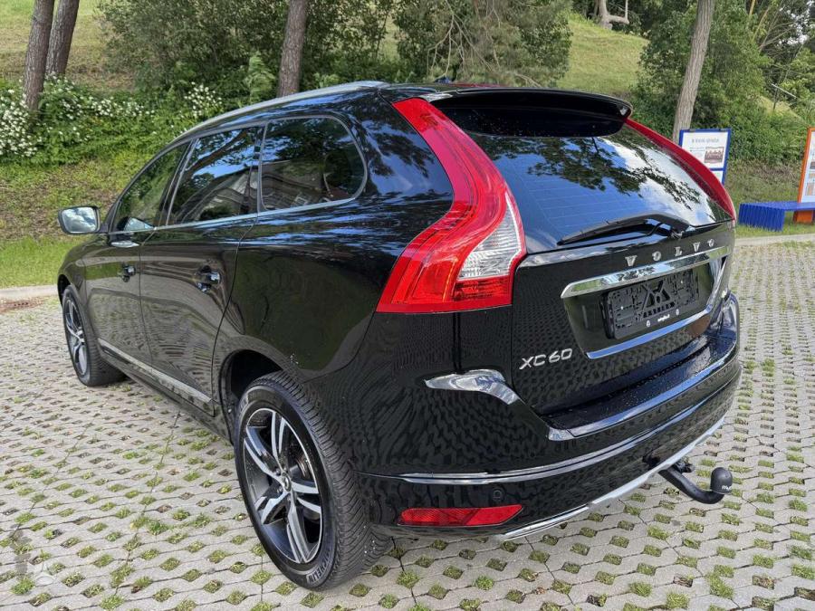 Melns Volvo XC60 2016 Kauņa, ar dzinēja tilpumu 1.97 L un nobraukumu 251 tūkst. km par 12950 €, foto 9 vietnē AUTOMOTO.COM.LV