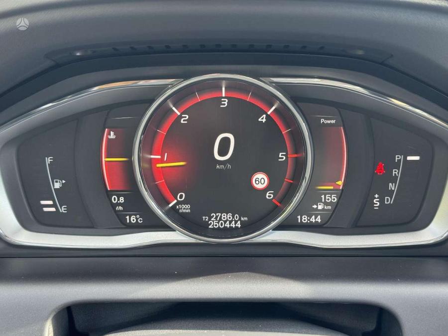 Melns Volvo XC60 2016 Kauņa, ar dzinēja tilpumu 1.97 L un nobraukumu 251 tūkst. km par 12950 €, foto 20 vietnē AUTOMOTO.COM.LV