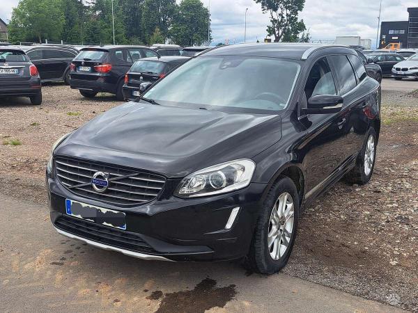 Black Volvo XC60 2016 in Taurage, with an engine capacity of 1.98 L and mileage of 280 thousand km for 6200 €, photo 1 on AUTOMOTO.COM.LV