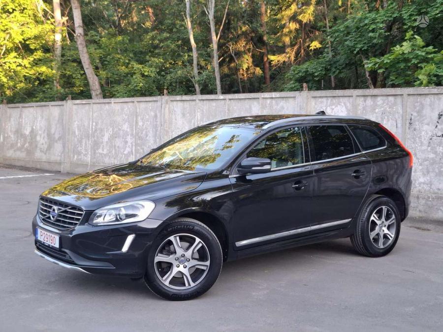 Melns Volvo XC60 2016 Viļņa, ar dzinēja tilpumu 1.97 L un nobraukumu 281 tūkst. km par 9900 €, foto 6 vietnē AUTOMOTO.COM.LV