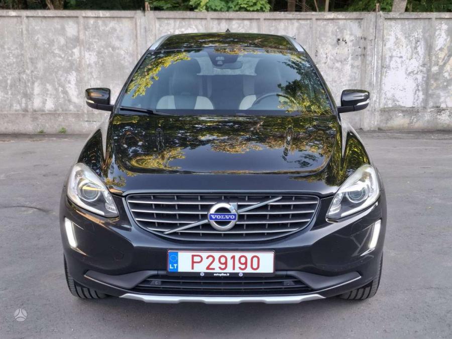 Melns Volvo XC60 2016 Viļņa, ar dzinēja tilpumu 1.97 L un nobraukumu 281 tūkst. km par 9900 €, foto 9 vietnē AUTOMOTO.COM.LV
