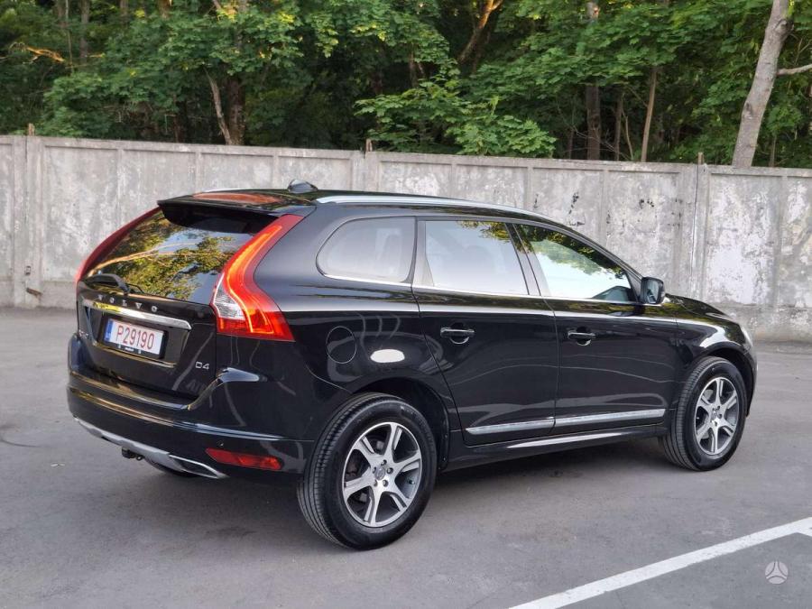 Melns Volvo XC60 2016 Viļņa, ar dzinēja tilpumu 1.97 L un nobraukumu 281 tūkst. km par 9900 €, foto 14 vietnē AUTOMOTO.COM.LV