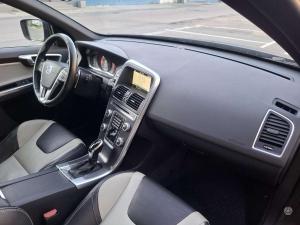 Melns Volvo XC60 2016 Viļņa, ar dzinēja tilpumu 1.97 L un nobraukumu 281 tūkst. km par 9900 €, foto 16 vietnē AUTOMOTO.COM.LV