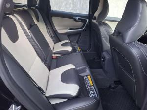 Melns Volvo XC60 2016 Viļņa, ar dzinēja tilpumu 1.97 L un nobraukumu 281 tūkst. km par 9900 €, foto 29 vietnē AUTOMOTO.COM.LV