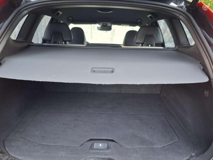 Melns Volvo XC60 2016 Viļņa, ar dzinēja tilpumu 1.97 L un nobraukumu 281 tūkst. km par 9900 €, foto 30 vietnē AUTOMOTO.COM.LV