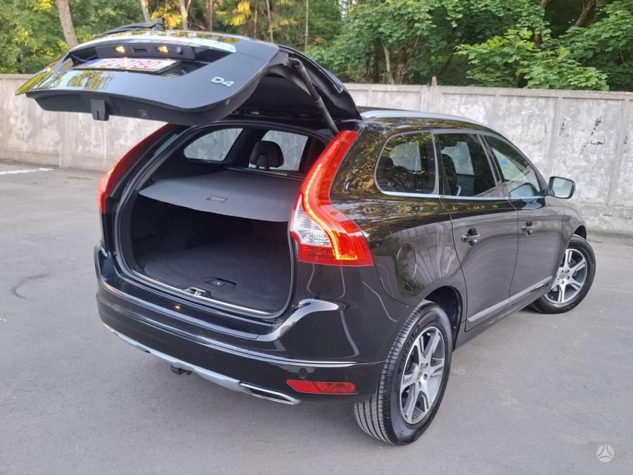 Melns Volvo XC60 2016 Viļņa, ar dzinēja tilpumu 1.97 L un nobraukumu 281 tūkst. km par 9900 €, foto 31 vietnē AUTOMOTO.COM.LV