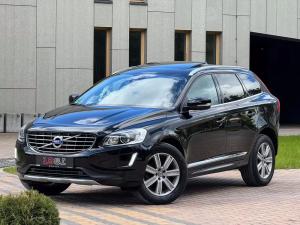 Black Volvo XC60 2016 in Riga, with an engine capacity of 2.40 L and mileage of 217 thousand km for 15400 €, photo 4 on AUTOMOTO.COM.LV