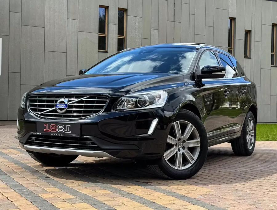 Black Volvo XC60 2016 in Riga, with an engine capacity of 2.40 L and mileage of 217 thousand km for 15400 €, photo 23 on AUTOMOTO.COM.LV
