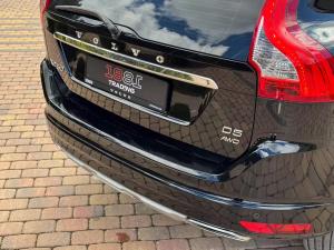 Black Volvo XC60 2016 in Riga, with an engine capacity of 2.40 L and mileage of 217 thousand km for 15400 €, photo 24 on AUTOMOTO.COM.LV