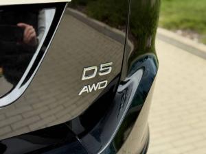 Melns Volvo XC60 2016 Rēzekne, ar dzinēja tilpumu 2.40 L un nobraukumu 213 tūkst. km par 14990 €, foto 8 vietnē AUTOMOTO.COM.LV
