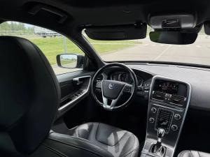 Melns Volvo XC60 2016 Rēzekne, ar dzinēja tilpumu 2.40 L un nobraukumu 213 tūkst. km par 14990 €, foto 14 vietnē AUTOMOTO.COM.LV