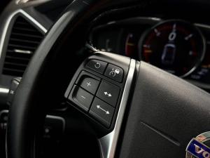 Melns Volvo XC60 2016 Rēzekne, ar dzinēja tilpumu 2.40 L un nobraukumu 213 tūkst. km par 14990 €, foto 22 vietnē AUTOMOTO.COM.LV