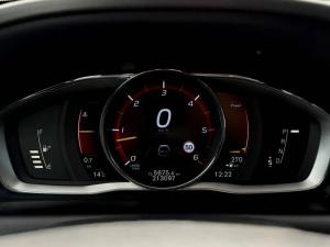 Melns Volvo XC60 2016 Rēzekne, ar dzinēja tilpumu 2.40 L un nobraukumu 213 tūkst. km par 14990 €, foto 23 vietnē AUTOMOTO.COM.LV