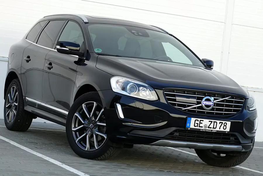 Melns Volvo XC60 2016 Rīga, ar dzinēja tilpumu 2.40 L un nobraukumu 192 tūkst. km par 9900 €, foto 3 vietnē AUTOMOTO.COM.LV