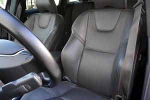 Melns Volvo XC60 2016 Rīga, ar dzinēja tilpumu 2.40 L un nobraukumu 192 tūkst. km par 9900 €, foto 18 vietnē AUTOMOTO.COM.LV