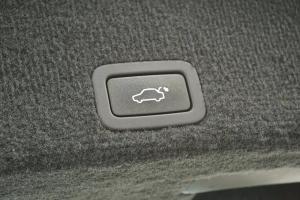 Melns Volvo XC60 2016 Rīga, ar dzinēja tilpumu 2.40 L un nobraukumu 192 tūkst. km par 9900 €, foto 29 vietnē AUTOMOTO.COM.LV