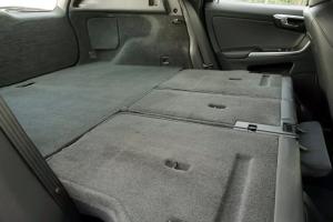 Melns Volvo XC60 2016 Rīga, ar dzinēja tilpumu 2.40 L un nobraukumu 192 tūkst. km par 9900 €, foto 31 vietnē AUTOMOTO.COM.LV