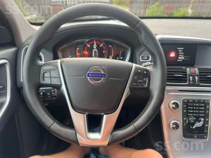Melns Volvo XC60 2016 Ogre, ar dzinēja tilpumu 2.00 L un nobraukumu 214 tūkst. km par 13150 €, foto 22 vietnē AUTOMOTO.COM.LV