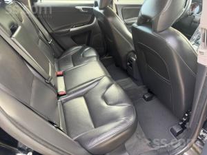 Melns Volvo XC60 2016 Ogre, ar dzinēja tilpumu 2.00 L un nobraukumu 214 tūkst. km par 13150 €, foto 31 vietnē AUTOMOTO.COM.LV