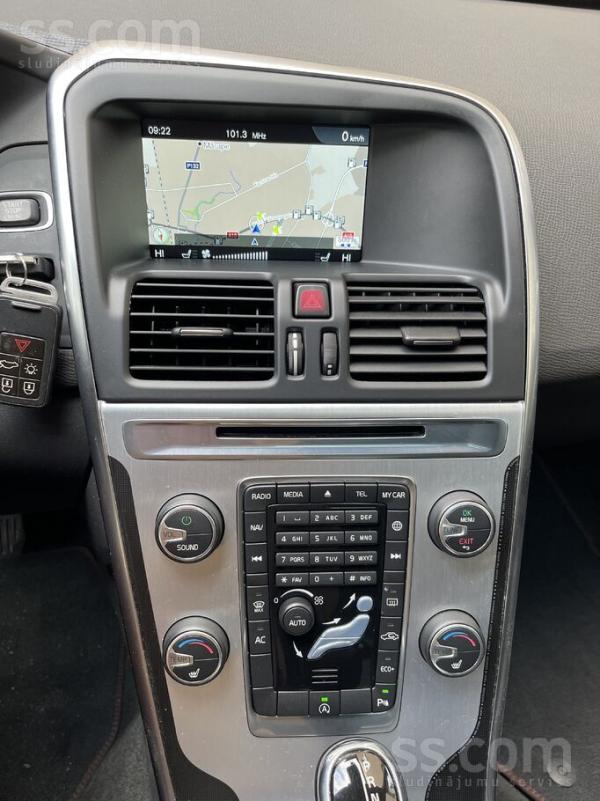 Melns Volvo XC60 2016 Rīga, ar dzinēja tilpumu 2.00 L un nobraukumu 0 tūkst. km par 14400 €, foto 8 vietnē AUTOMOTO.COM.LV