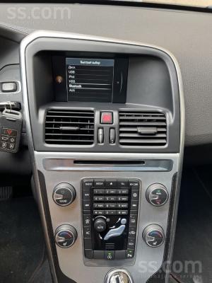 Black Volvo XC60 2016 in Riga, with an engine capacity of 2.00 L and mileage of 0 thousand km for 14400 €, photo 11 on AUTOMOTO.COM.LV