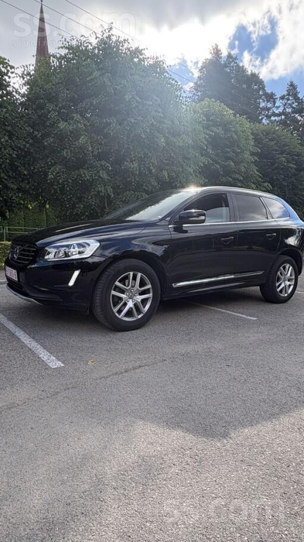 Melns Volvo XC60 2016 Ogre, ar dzinēja tilpumu 2.40 L un nobraukumu 229 tūkst. km par 14300 €, foto 3 vietnē AUTOMOTO.COM.LV
