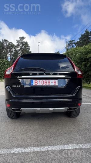 Melns Volvo XC60 2016 Ogre, ar dzinēja tilpumu 2.40 L un nobraukumu 229 tūkst. km par 14300 €, foto 8 vietnē AUTOMOTO.COM.LV