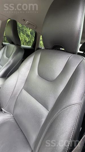 Melns Volvo XC60 2016 Ogre, ar dzinēja tilpumu 2.40 L un nobraukumu 229 tūkst. km par 14300 €, foto 18 vietnē AUTOMOTO.COM.LV