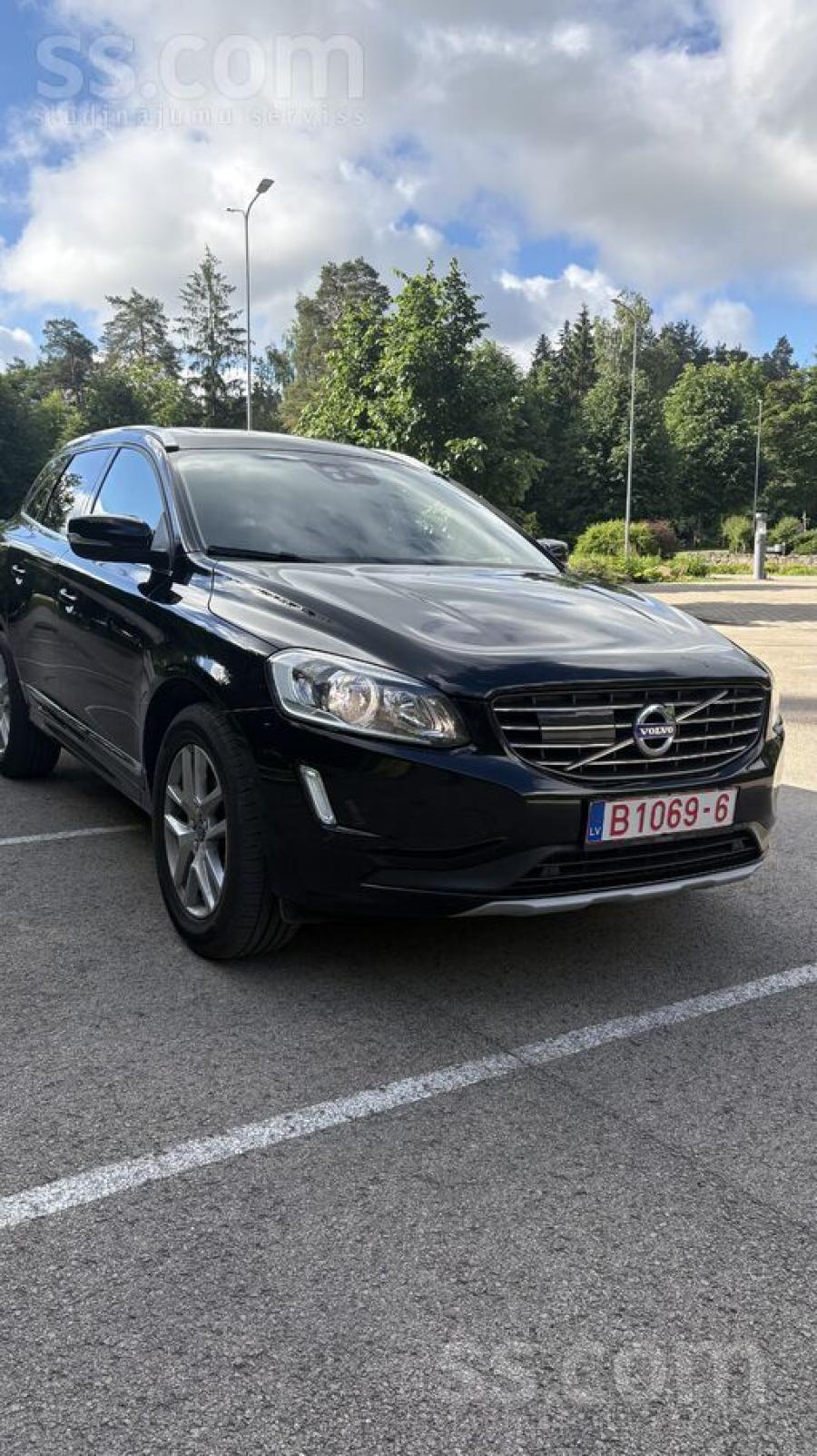 Melns Volvo XC60 2016 Ogre, ar dzinēja tilpumu 2.40 L un nobraukumu 229 tūkst. km par 14300 €, foto 29 vietnē AUTOMOTO.COM.LV