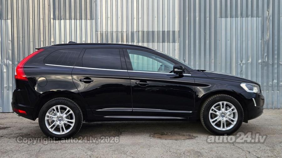 Melns Volvo XC60 2016 Tallina, ar dzinēja tilpumu 2.00 L un nobraukumu 158 tūkst. km par 11990 €, foto 5 vietnē AUTOMOTO.COM.LV