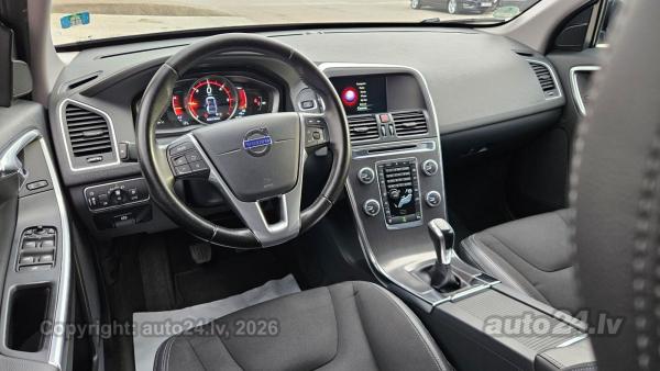 Melns Volvo XC60 2016 Tallina, ar dzinēja tilpumu 2.00 L un nobraukumu 158 tūkst. km par 11990 €, foto 10 vietnē AUTOMOTO.COM.LV