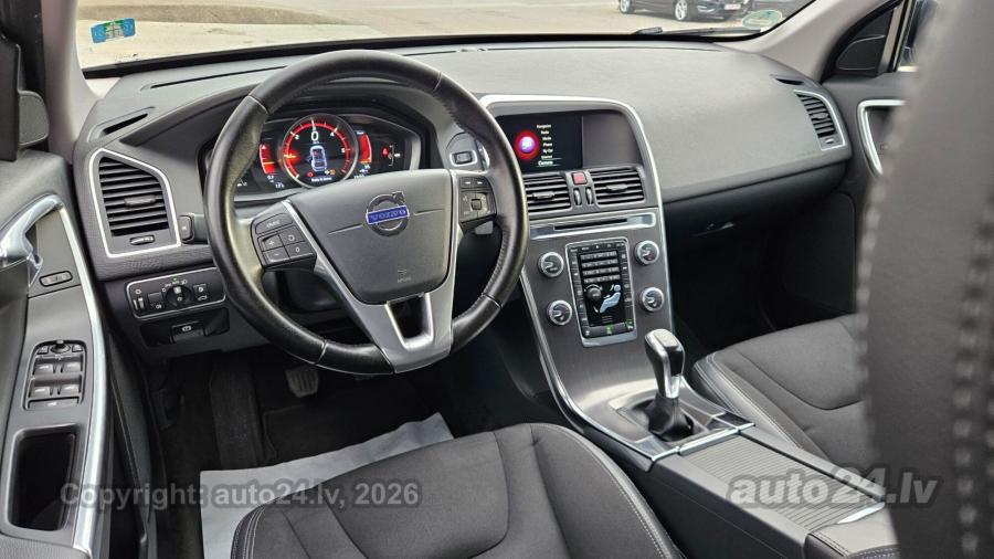 Melns Volvo XC60 2016 Tallina, ar dzinēja tilpumu 2.00 L un nobraukumu 158 tūkst. km par 11990 €, foto 11 vietnē AUTOMOTO.COM.LV