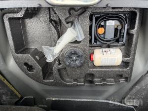 Black Volvo XC60 2016 in Riga, with an engine capacity of 2.00 L and mileage of 338 thousand km for 8200 €, photo 8 on AUTOMOTO.COM.LV