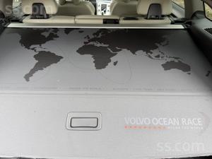 Black Volvo XC60 2016 in Riga, with an engine capacity of 2.00 L and mileage of 338 thousand km for 8200 €, photo 9 on AUTOMOTO.COM.LV