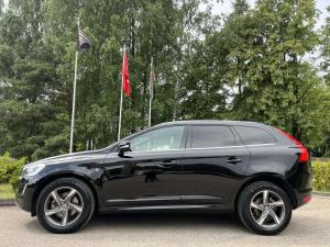 Black Volvo XC60 2016 in Kazlu Ruda, with an engine capacity of 1.97 L and mileage of 248 thousand km for 11000 €, photo 11 on AUTOMOTO.COM.LV
