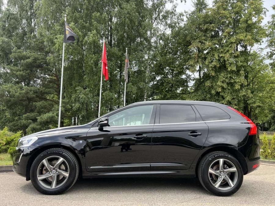 Black Volvo XC60 2016 in Kazlu Ruda, with an engine capacity of 1.97 L and mileage of 248 thousand km for 11000 €, photo 11 on AUTOMOTO.COM.LV