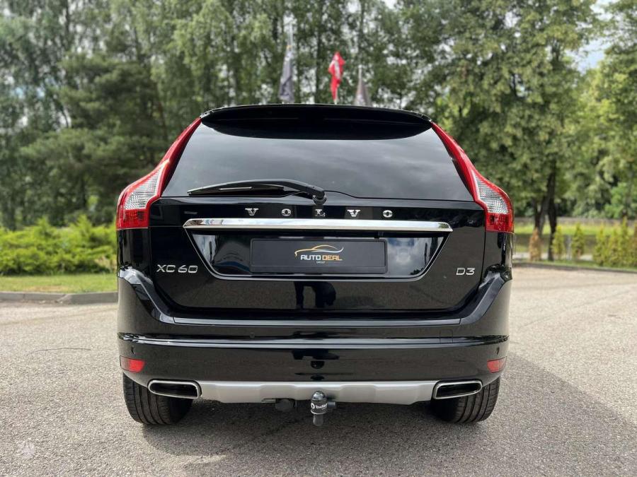 Black Volvo XC60 2016 in Kazlu Ruda, with an engine capacity of 1.97 L and mileage of 248 thousand km for 11000 €, photo 13 on AUTOMOTO.COM.LV