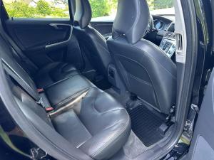 Melns Volvo XC60 2016 Kelmė, ar dzinēja tilpumu 1.98 L un nobraukumu 263 tūkst. km par 13400 €, foto 14 vietnē AUTOMOTO.COM.LV