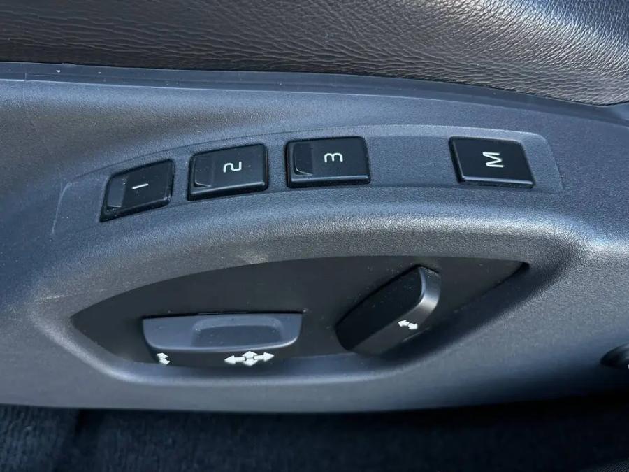 Melns Volvo XC60 2016 Rīga, ar dzinēja tilpumu 2.00 L un nobraukumu 285 tūkst. km par 12990 €, foto 19 vietnē AUTOMOTO.COM.LV