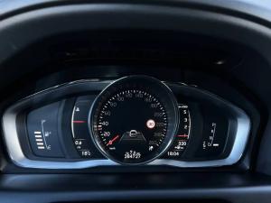 Melns Volvo XC60 2016 Rīga, ar dzinēja tilpumu 2.00 L un nobraukumu 285 tūkst. km par 12990 €, foto 23 vietnē AUTOMOTO.COM.LV