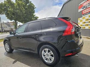 Melns Volvo XC60 2016 Šauļi, ar dzinēja tilpumu 2.00 L un nobraukumu 191 tūkst. km par 9950 €, foto 6 vietnē AUTOMOTO.COM.LV