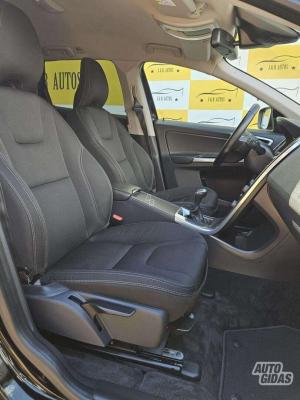 Melns Volvo XC60 2016 Šauļi, ar dzinēja tilpumu 2.00 L un nobraukumu 191 tūkst. km par 9950 €, foto 19 vietnē AUTOMOTO.COM.LV